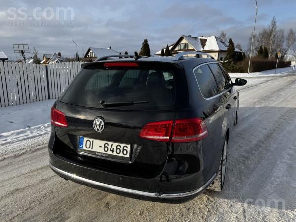 Black Volkswagen Passat B7 2014 in Valmiera, with an engine capacity of 2.00 L and mileage of 402 thousand km for 5800 €, photo 5 on AUTOMOTO.COM.LV