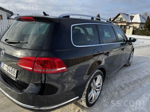 Black Volkswagen Passat B7 2014 in Valmiera, with an engine capacity of 2.00 L and mileage of 402 thousand km for 5800 €, photo 6 on AUTOMOTO.COM.LV