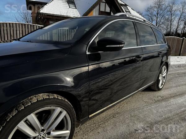 Black Volkswagen Passat B7 2014 in Valmiera, with an engine capacity of 2.00 L and mileage of 402 thousand km for 5800 €, photo 10 on AUTOMOTO.COM.LV