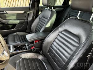 Melns Volkswagen Passat B7 2014 Valmiera, ar dzinēja tilpumu 2.00 L un nobraukumu 402 tūkst. km par 5800 €, foto 13 vietnē AUTOMOTO.COM.LV