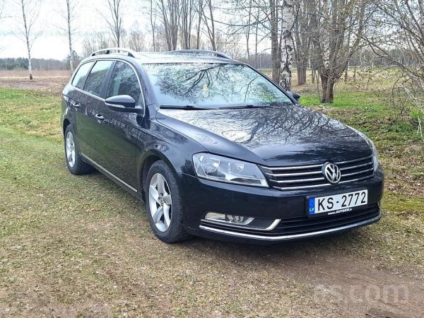 Black Volkswagen Passat B7 2014 in Limbazi, with an engine capacity of 2.00 L and mileage of 248 thousand km for 6150 €, photo 4 on AUTOMOTO.COM.LV