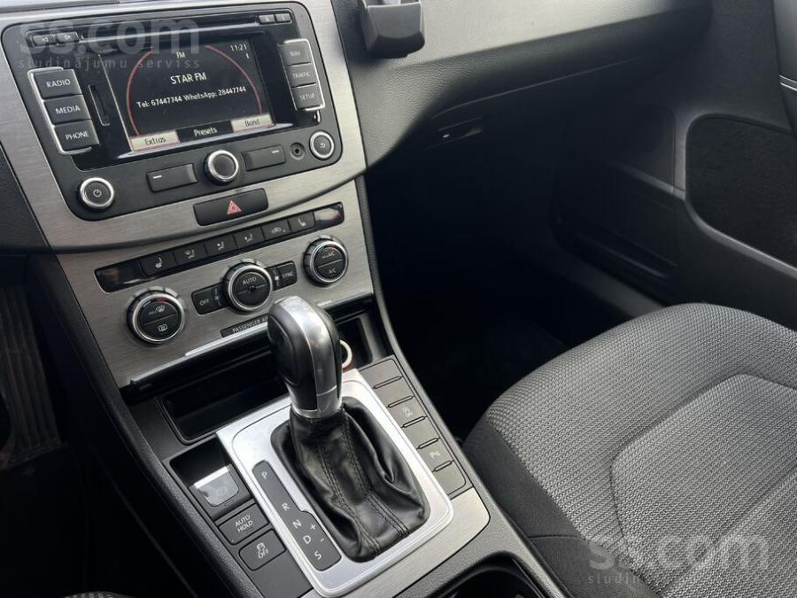 Melns Volkswagen Passat B7 2014 Rīga, ar dzinēja tilpumu 2.00 L un nobraukumu 349 tūkst. km par 4950 €, foto 9 vietnē AUTOMOTO.COM.LV