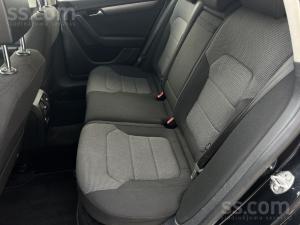Melns Volkswagen Passat B7 2014 Rīga, ar dzinēja tilpumu 2.00 L un nobraukumu 349 tūkst. km par 4950 €, foto 11 vietnē AUTOMOTO.COM.LV