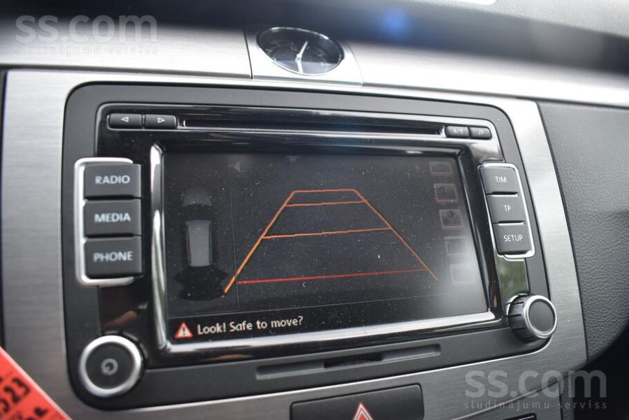 Black Volkswagen Passat B7 2014 in Kuldiga, with an engine capacity of 2.00 L and mileage of 0 thousand km for 7550 €, photo 12 on AUTOMOTO.COM.LV