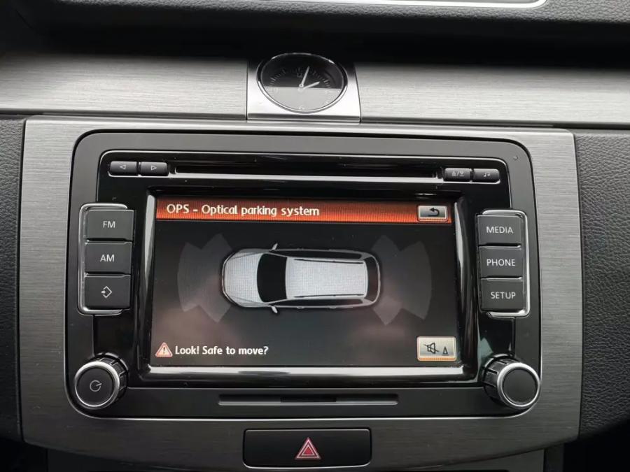 Black Volkswagen Passat B7 2014 in Riga, with an engine capacity of 2.00 L and mileage of 253 thousand km for 4990 €, photo 21 on AUTOMOTO.COM.LV