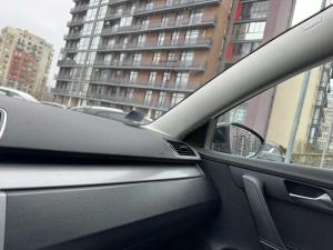 Black Volkswagen Passat B7 2014 in Riga, with an engine capacity of 2.00 L and mileage of 253 thousand km for 4990 €, photo 31 on AUTOMOTO.COM.LV
