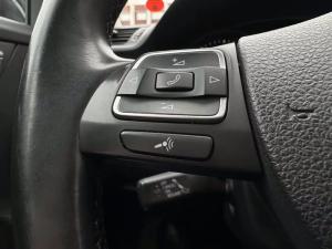 Black Volkswagen Passat B7 2014 in Riga, with an engine capacity of 2.00 L and mileage of 253 thousand km for 4990 €, photo 33 on AUTOMOTO.COM.LV