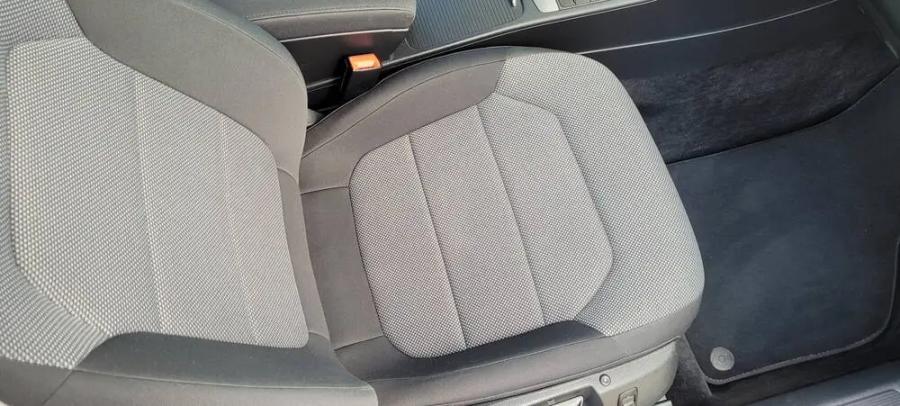 Melns Volkswagen Passat B7 2014 Rīga, ar dzinēja tilpumu 2.00 L un nobraukumu 215 tūkst. km par 8900 €, foto 19 vietnē AUTOMOTO.COM.LV