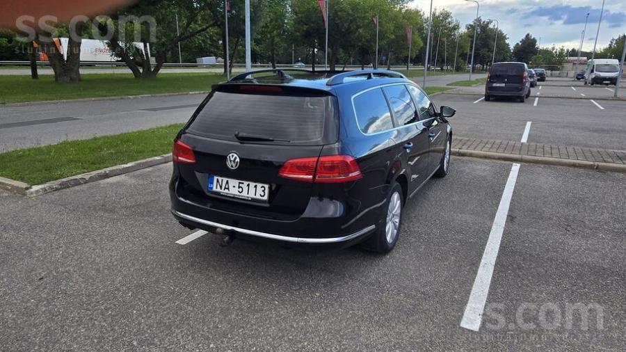 Melns Volkswagen Passat B7 2014 Rīga, ar dzinēja tilpumu 2.00 L un nobraukumu 242 tūkst. km par 7550 €, foto 3 vietnē AUTOMOTO.COM.LV