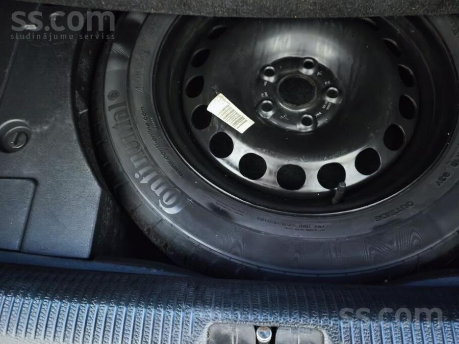 Melns Volkswagen Passat B7 2014 Rīga, ar dzinēja tilpumu 2.00 L un nobraukumu 0 tūkst. km par 6400 €, foto 22 vietnē AUTOMOTO.COM.LV