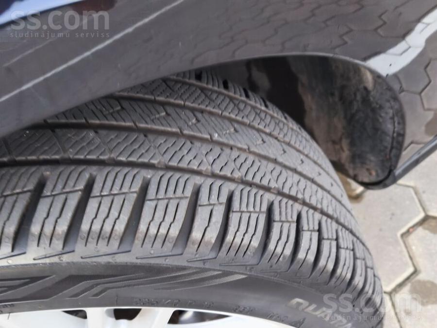 Melns Volkswagen Passat B7 2014 Rīga, ar dzinēja tilpumu 2.00 L un nobraukumu 0 tūkst. km par 6400 €, foto 29 vietnē AUTOMOTO.COM.LV