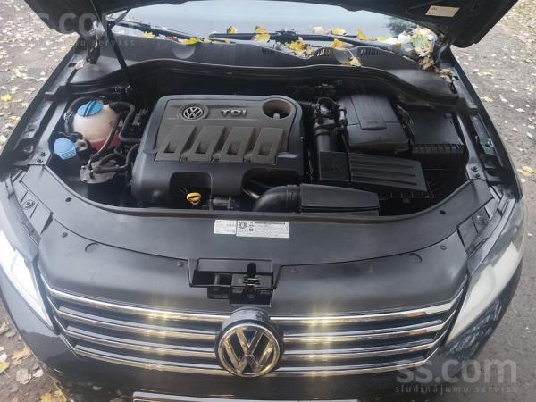 Volkswagen Passat B7 2014 in Riga on AUTOMOTO.COM.LV Black Volkswagen Passat B7 2014 in Riga, with an engine capacity of 2.00 L and mileage of 440 thousand km for 3200 ā¬, photo 11 on AUTOMOTO.COM.LV
