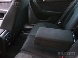 Melns Volkswagen Passat B7 2015 Bauska, ar dzinēja tilpumu 2.00 L un nobraukumu 320 tūkst. km par 5290 €, foto 16 vietnē AUTOMOTO.COM.LV