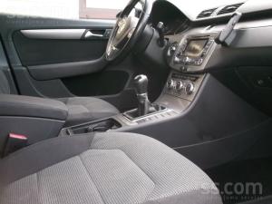 Melns Volkswagen Passat B7 2015 Bauska, ar dzinēja tilpumu 2.00 L un nobraukumu 320 tūkst. km par 5290 €, foto 18 vietnē AUTOMOTO.COM.LV