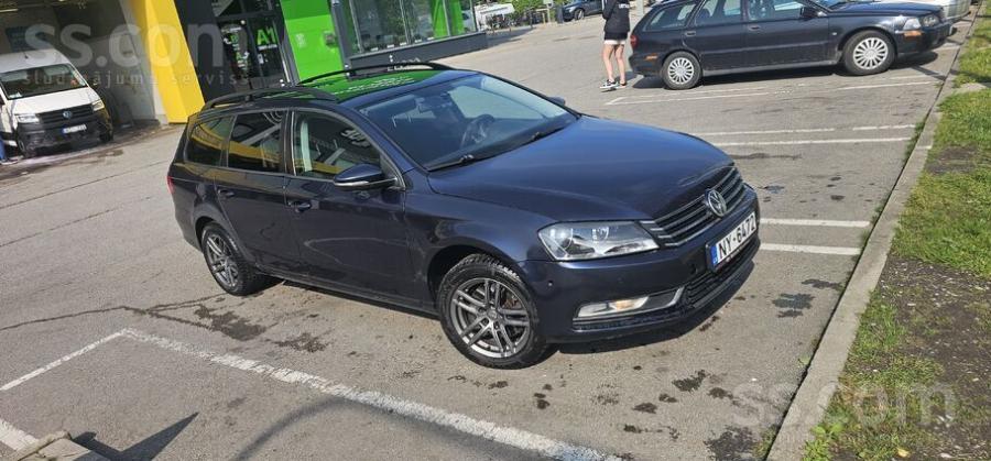 Zils Volkswagen Passat B7 2011 Rīga, ar dzinēja tilpumu 2.00 L un nobraukumu 482 tūkst. km par 2250 €, foto 5 vietnē AUTOMOTO.COM.LV
