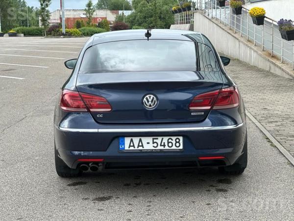 Zils Volkswagen Passat B7 2012 Rīga, ar dzinēja tilpumu 2.00 L un nobraukumu 215 tūkst. km par 9200 €, foto 4 vietnē AUTOMOTO.COM.LV