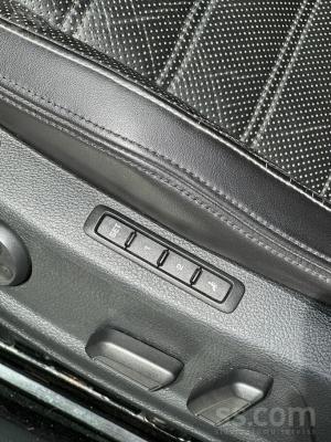 Blue Volkswagen Passat B7 2012 in Riga, with an engine capacity of 2.00 L and mileage of 215 thousand km for 9200 €, photo 8 on AUTOMOTO.COM.LV