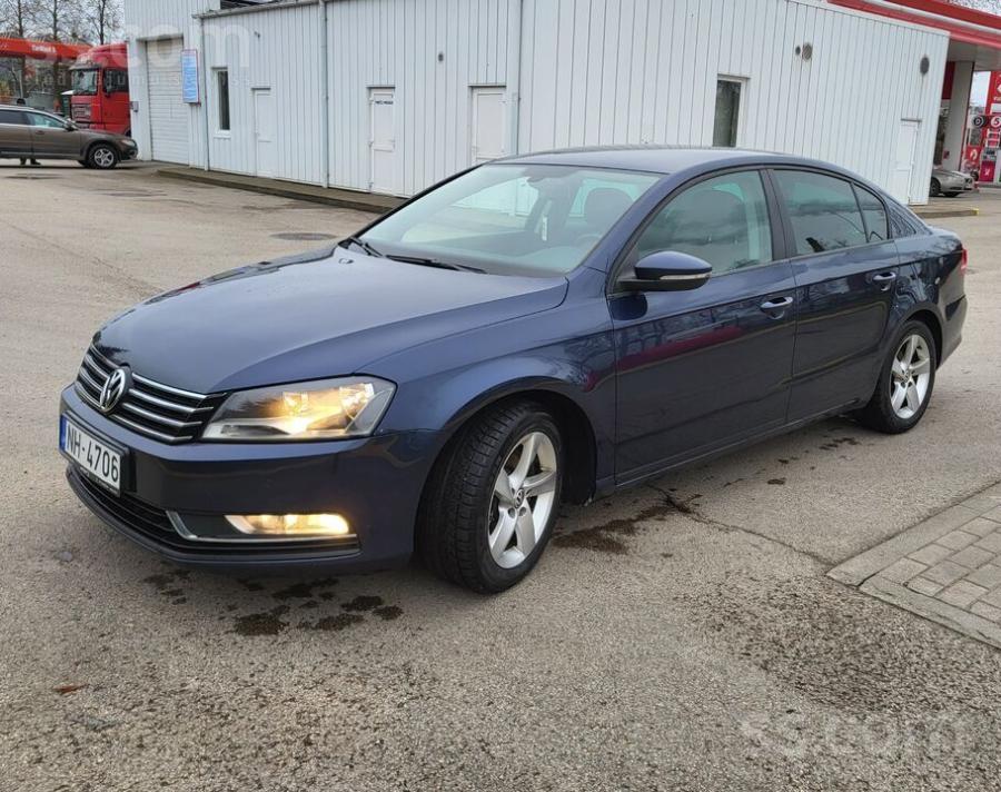 Zils Volkswagen Passat B7 2013 Jelgava, ar dzinēja tilpumu 1.60 L un nobraukumu 321 tūkst. km par 4650 €, foto 3 vietnē AUTOMOTO.COM.LV