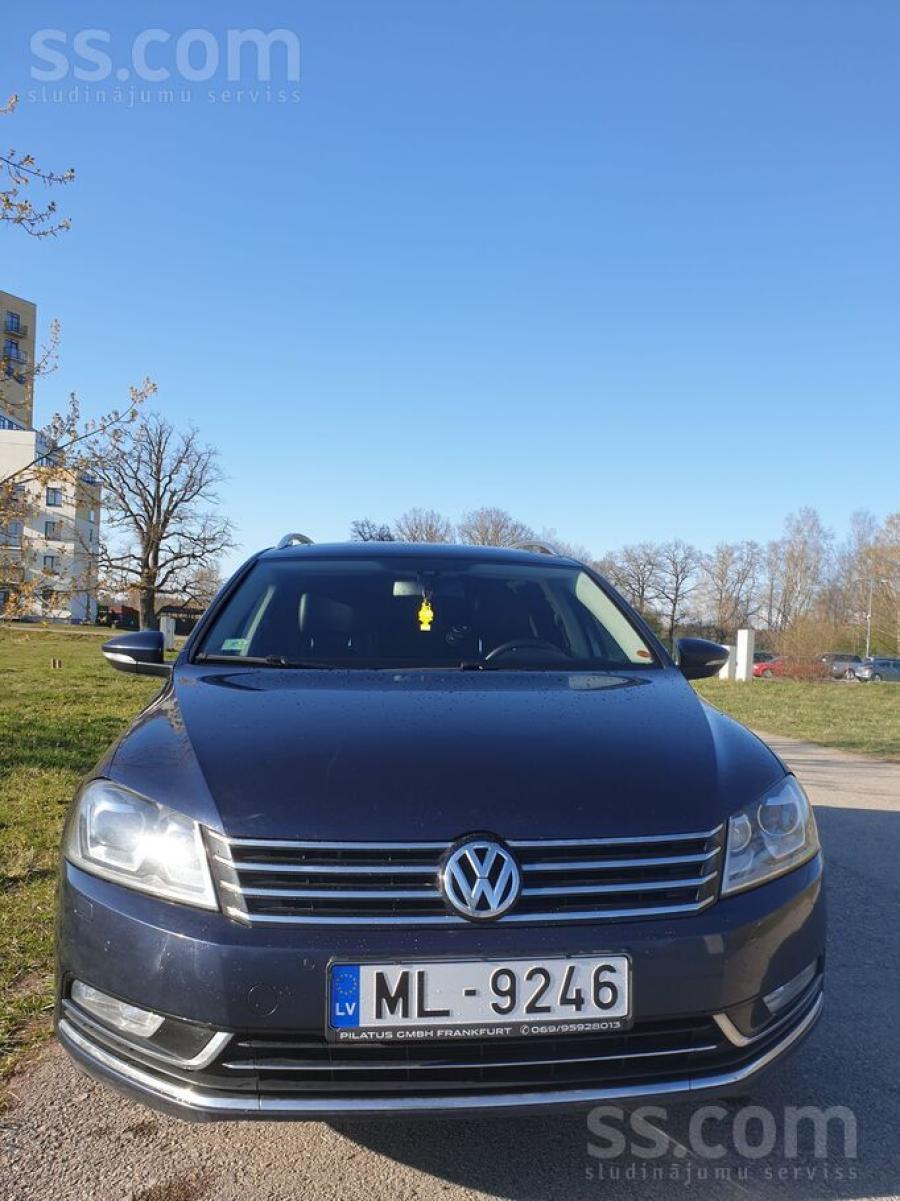 Blue Volkswagen Passat B7 2011 in Riga, with an engine capacity of 2.00 L and mileage of 340 thousand km for 3970 €, photo 8 on AUTOMOTO.COM.LV