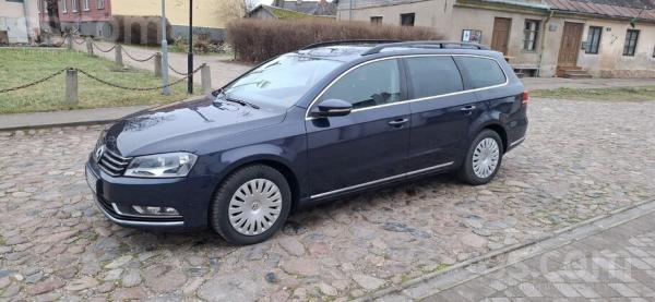 Blue Volkswagen Passat B7 2011 in Talsi, with an engine capacity of 2.00 L and mileage of 282 thousand km for 3900 €, photo 2 on AUTOMOTO.COM.LV