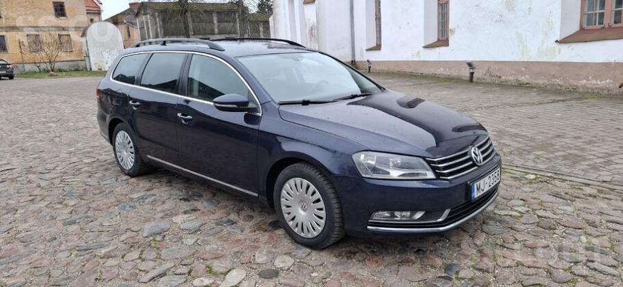 Zils Volkswagen Passat B7 2011 Talsi, ar dzinēja tilpumu 2.00 L un nobraukumu 282 tūkst. km par 3700 €, foto 20 vietnē AUTOMOTO.COM.LV