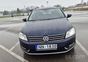 Blue Volkswagen Passat B7 2011 in Valka, with an engine capacity of 2.00 L and mileage of 440 thousand km for 2600 €, photo 4 on AUTOMOTO.COM.LV