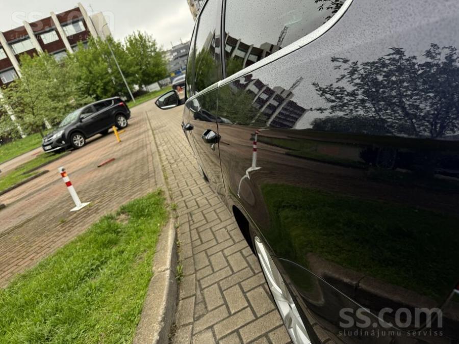 Zils Volkswagen Passat B7 2011 Rīga, ar dzinēja tilpumu 2.00 L un nobraukumu 322 tūkst. km par 4290 €, foto 6 vietnē AUTOMOTO.COM.LV