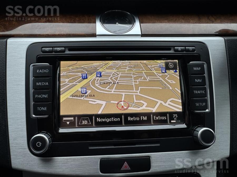 Zils Volkswagen Passat B7 2011 Rīga, ar dzinēja tilpumu 2.00 L un nobraukumu 322 tūkst. km par 4290 €, foto 20 vietnē AUTOMOTO.COM.LV
