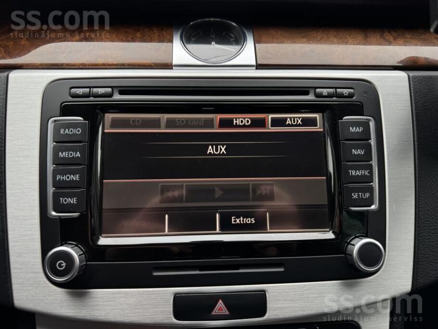 Zils Volkswagen Passat B7 2011 Rīga, ar dzinēja tilpumu 2.00 L un nobraukumu 322 tūkst. km par 4290 €, foto 21 vietnē AUTOMOTO.COM.LV
