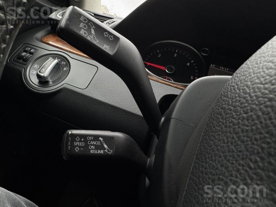 Zils Volkswagen Passat B7 2011 Rīga, ar dzinēja tilpumu 2.00 L un nobraukumu 322 tūkst. km par 4290 €, foto 25 vietnē AUTOMOTO.COM.LV