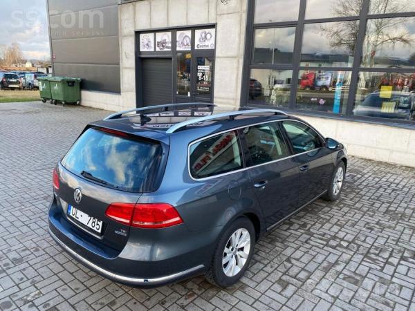 Blue Volkswagen Passat B7 2011 in Cesis, with an engine capacity of 1.40 L and mileage of 273 thousand km for 5999 €, photo 7 on AUTOMOTO.COM.LV