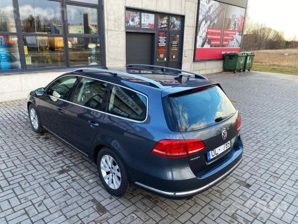 Blue Volkswagen Passat B7 2011 in Cesis, with an engine capacity of 1.40 L and mileage of 273 thousand km for 5999 €, photo 9 on AUTOMOTO.COM.LV