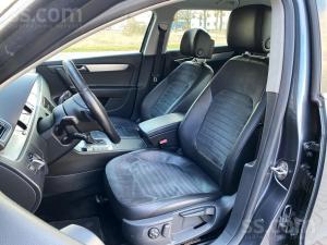 Blue Volkswagen Passat B7 2011 in Cesis, with an engine capacity of 1.40 L and mileage of 273 thousand km for 5999 €, photo 17 on AUTOMOTO.COM.LV