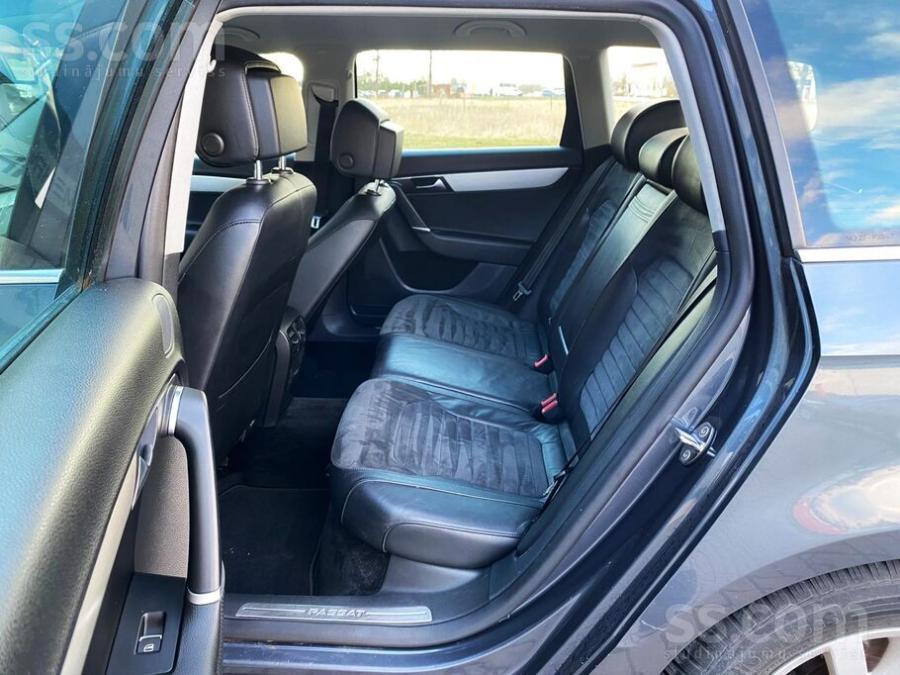 Blue Volkswagen Passat B7 2011 in Cesis, with an engine capacity of 1.40 L and mileage of 273 thousand km for 5999 €, photo 24 on AUTOMOTO.COM.LV