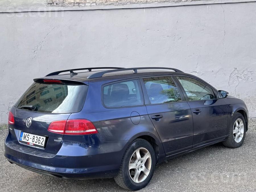 Zils Volkswagen Passat B7 2011 Rīga, ar dzinēja tilpumu 1.60 L un nobraukumu 497 tūkst. km par 2150 €, foto 3 vietnē AUTOMOTO.COM.LV