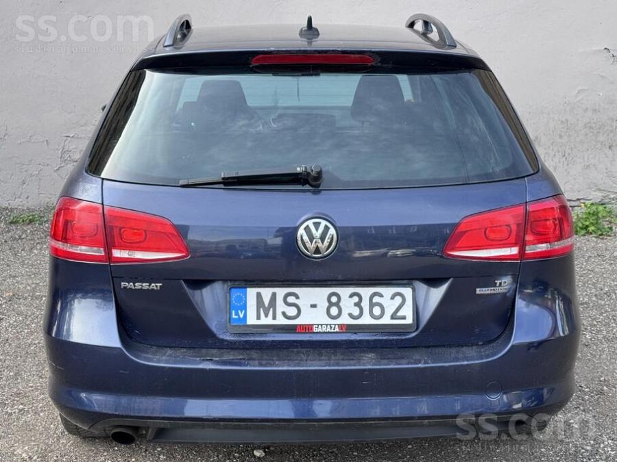 Zils Volkswagen Passat B7 2011 Rīga, ar dzinēja tilpumu 1.60 L un nobraukumu 497 tūkst. km par 2150 €, foto 5 vietnē AUTOMOTO.COM.LV