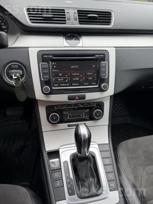 Blue Volkswagen Passat B7 2011 in Riga, with an engine capacity of 2.00 L and mileage of 511 thousand km for 2690 €, photo 7 on AUTOMOTO.COM.LV