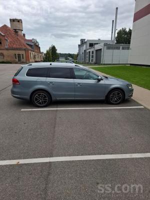 Zils Volkswagen Passat B7 2011 Bauska, ar dzinēja tilpumu 2.00 L un nobraukumu 230 tūkst. km par 5200 €, foto 4 vietnē AUTOMOTO.COM.LV