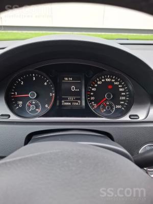 Zils Volkswagen Passat B7 2011 Bauska, ar dzinēja tilpumu 2.00 L un nobraukumu 230 tūkst. km par 5200 €, foto 8 vietnē AUTOMOTO.COM.LV