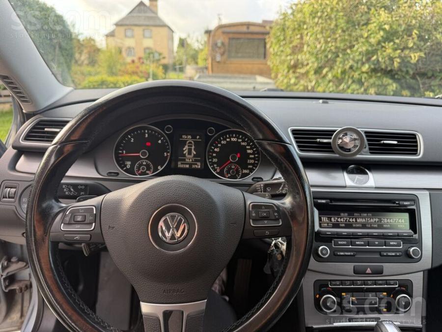 Blue Volkswagen Passat B7 2011 in Bauska, with an engine capacity of 2.00 L and mileage of 333 thousand km for 5490 €, photo 10 on AUTOMOTO.COM.LV