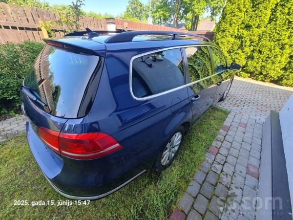 Blue Volkswagen Passat B7 2012 in Riga, with an engine capacity of 1.40 L and mileage of 209 thousand km for 4500 €, photo 8 on AUTOMOTO.COM.LV