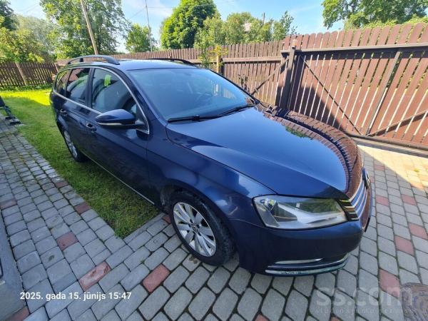 Blue Volkswagen Passat B7 2012 in Riga, with an engine capacity of 1.40 L and mileage of 209 thousand km for 4500 €, photo 9 on AUTOMOTO.COM.LV