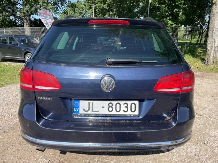 Zils Volkswagen Passat B7 2012 Rīga, ar dzinēja tilpumu 1.40 L un nobraukumu 208 tūkst. km par 3990 €, foto 4 vietnē AUTOMOTO.COM.LV