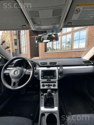 Zils Volkswagen Passat B7 2012 Rīga, ar dzinēja tilpumu 1.60 L un nobraukumu 217 tūkst. km par 4590 €, foto 5 vietnē AUTOMOTO.COM.LV