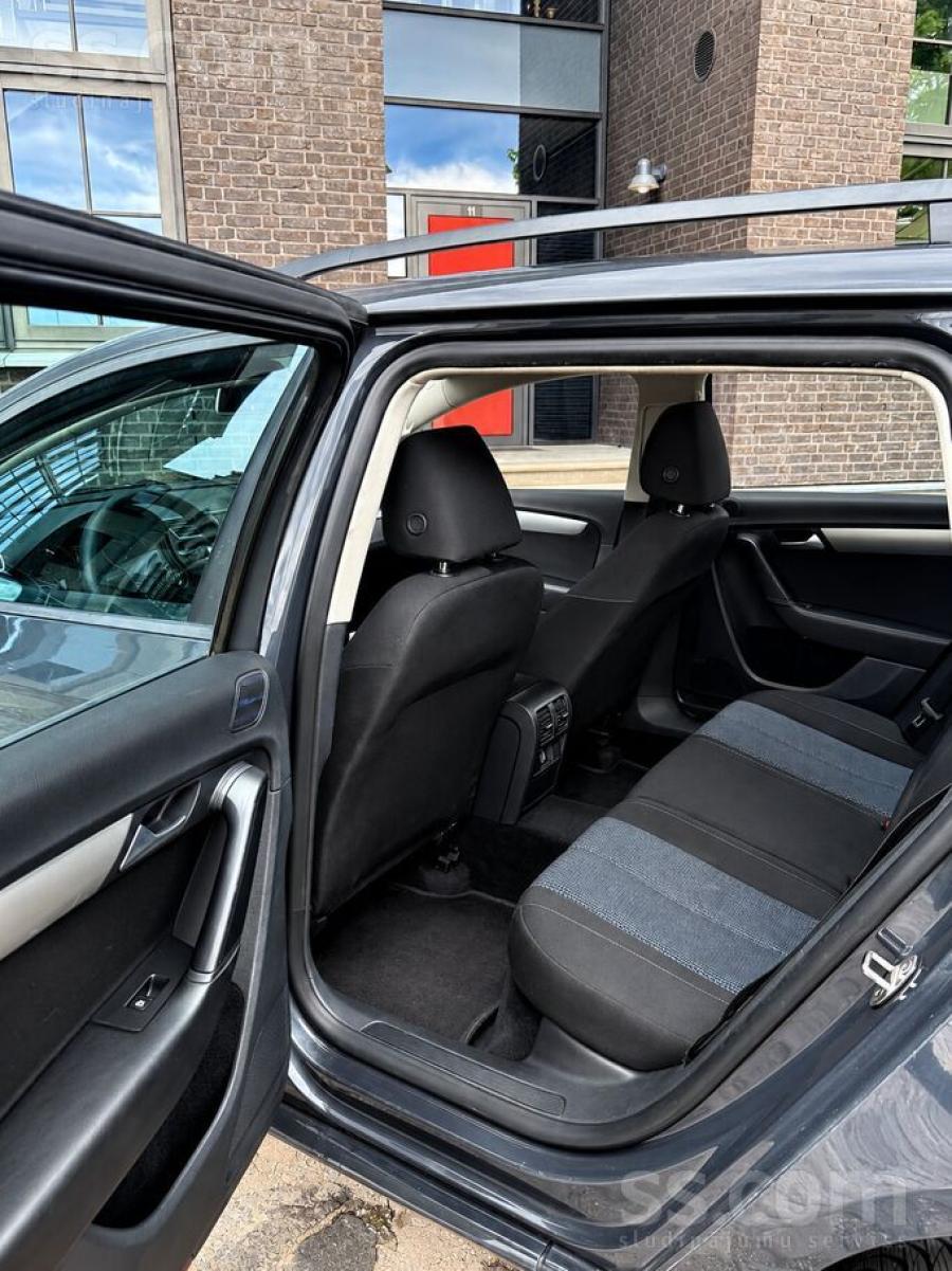 Zils Volkswagen Passat B7 2012 Rīga, ar dzinēja tilpumu 1.60 L un nobraukumu 217 tūkst. km par 4590 €, foto 7 vietnē AUTOMOTO.COM.LV