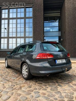Zils Volkswagen Passat B7 2012 Rīga, ar dzinēja tilpumu 1.60 L un nobraukumu 217 tūkst. km par 4590 €, foto 9 vietnē AUTOMOTO.COM.LV