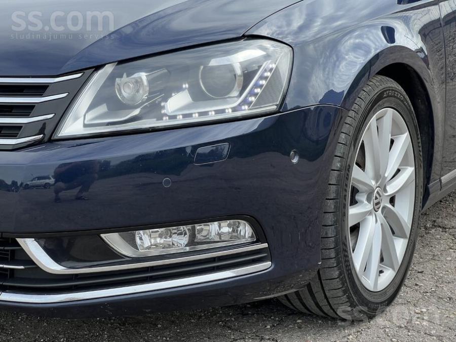 Zils Volkswagen Passat B7 2012 Tukums, ar dzinēja tilpumu 2.00 L un nobraukumu 0 tūkst. km par 4890 €, foto 6 vietnē AUTOMOTO.COM.LV
