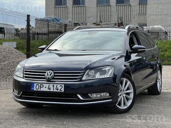 Blue Volkswagen Passat B7 2012 in Tukums, with an engine capacity of 2.00 L and mileage of 0 thousand km for 4890 €, photo 6 on AUTOMOTO.COM.LV