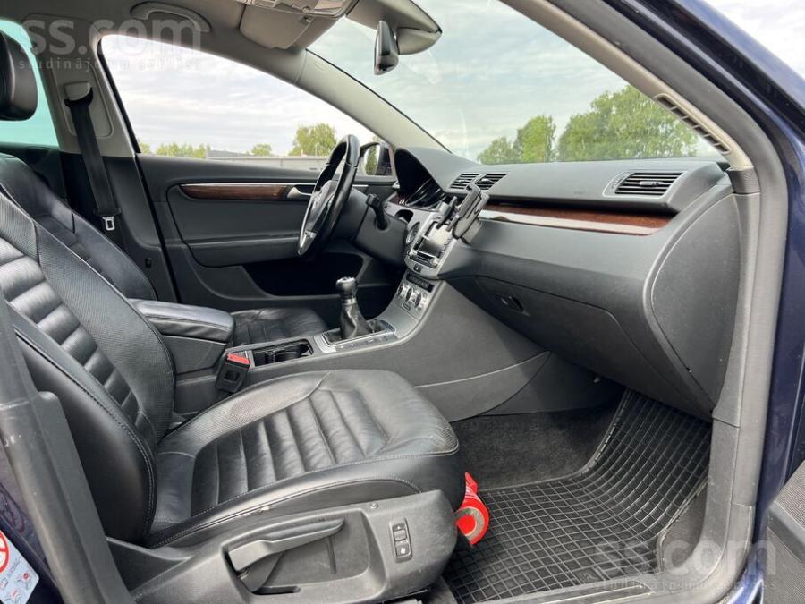 Zils Volkswagen Passat B7 2012 Tukums, ar dzinēja tilpumu 2.00 L un nobraukumu 0 tūkst. km par 4890 €, foto 14 vietnē AUTOMOTO.COM.LV