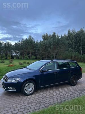 Blue Volkswagen Passat B7 2012 in Jelgava, with an engine capacity of 2.00 L and mileage of 411 thousand km for 1500 €, photo  on AUTOMOTO.COM.LV